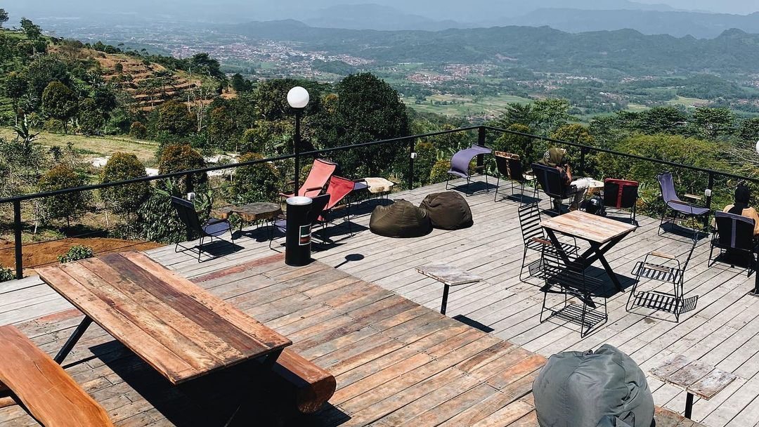 3 Cafe Hits Kuningan: Instagramable Banget! - Diet Partner